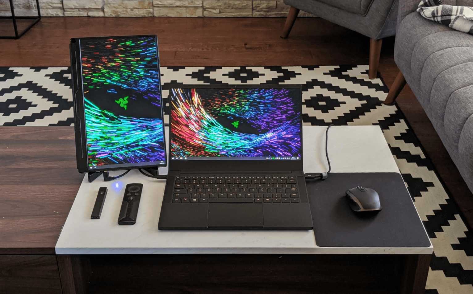 Best Portable Monitors For Samsung DeX in 2022 | MonitorArms.co